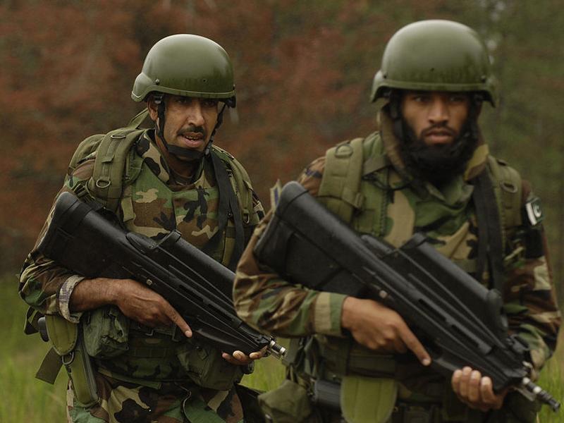 Front 6 Pak Army - ವಿಜಯವಾಣಿ