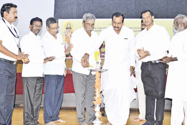 Madivala machideva jayanthi (1) - ವಿಜಯವಾಣಿ