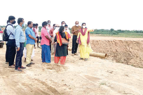 ಜವಾಬ್ದಾರಿ ಸಮರ್ಪಕವಾಗಿ ನಿಭಾಯಿಸಲು ಅಧಿಕಾರಿಗಳಿಗೆ ಜಿಪಂ ಸಿಇಒ ಸೂಚನೆ