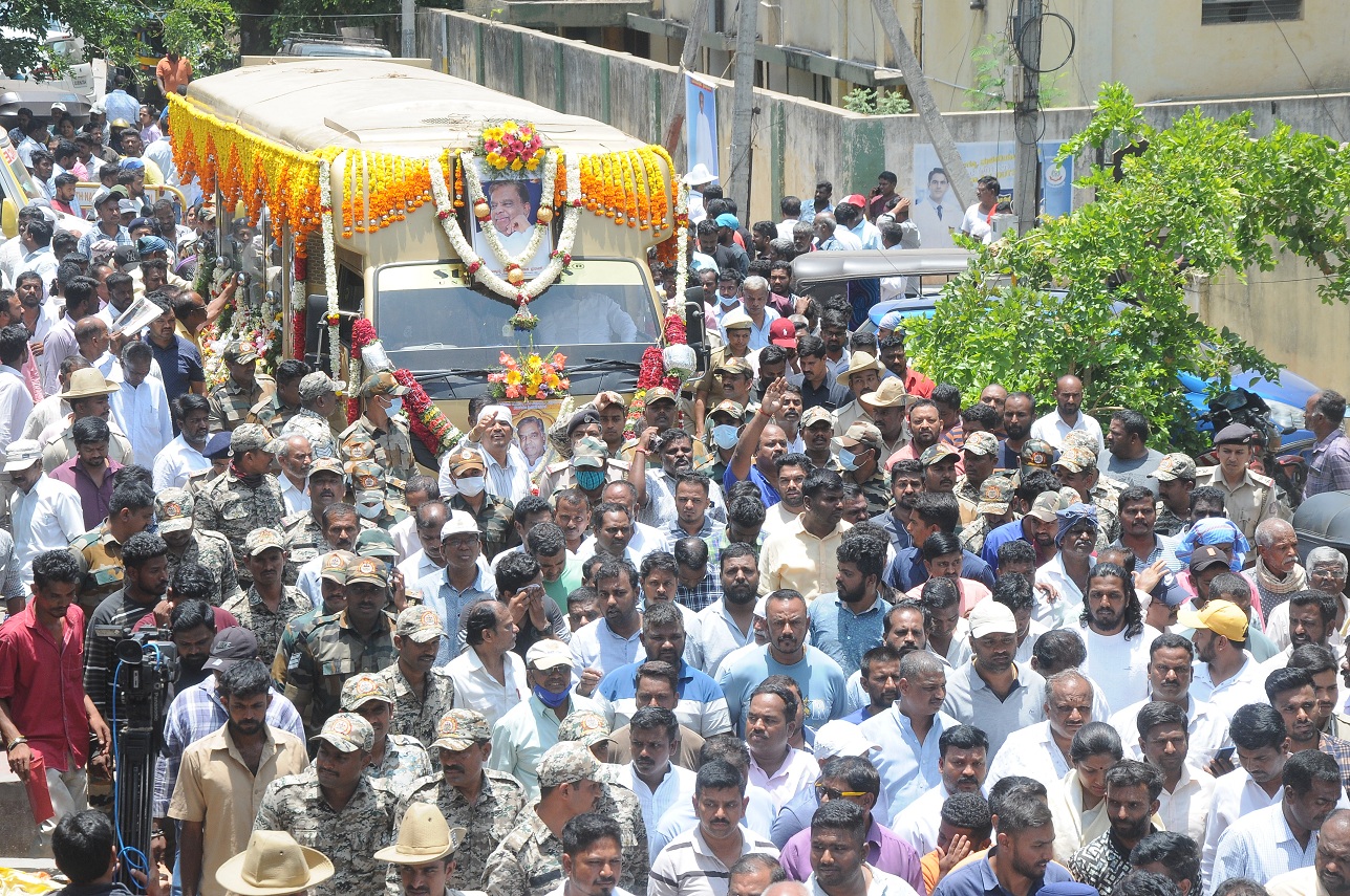 srinivasa prasada (4) - ವಿಜಯವಾಣಿ